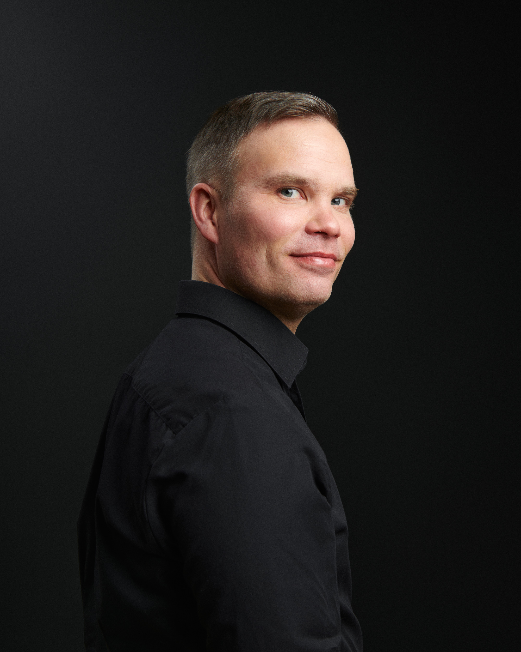 Simo Mäkinen - The Finnish National Opera and Ballet