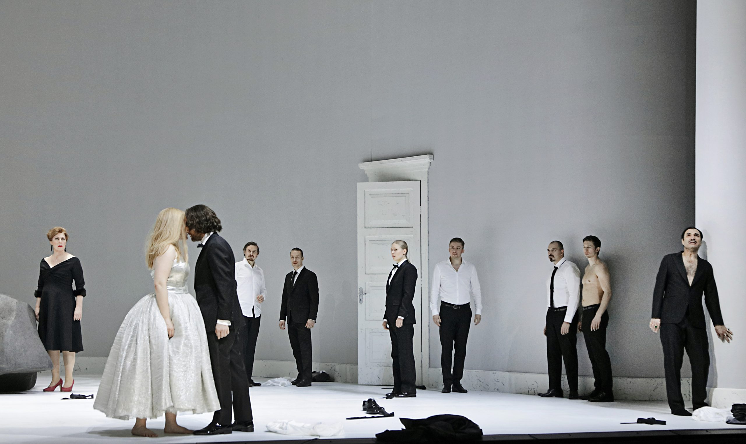 An intimacy choreographer helps create a safe working environment - The ...