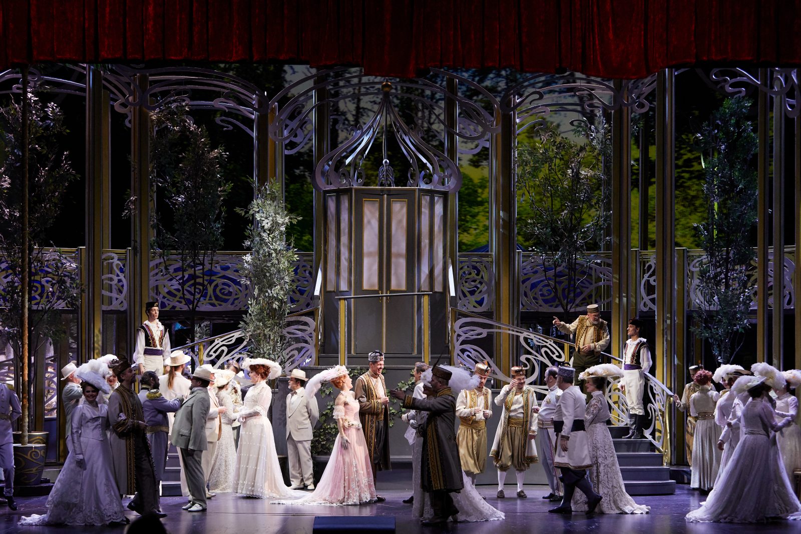 Iloinen leski - Kansallisooppera ja -baletti