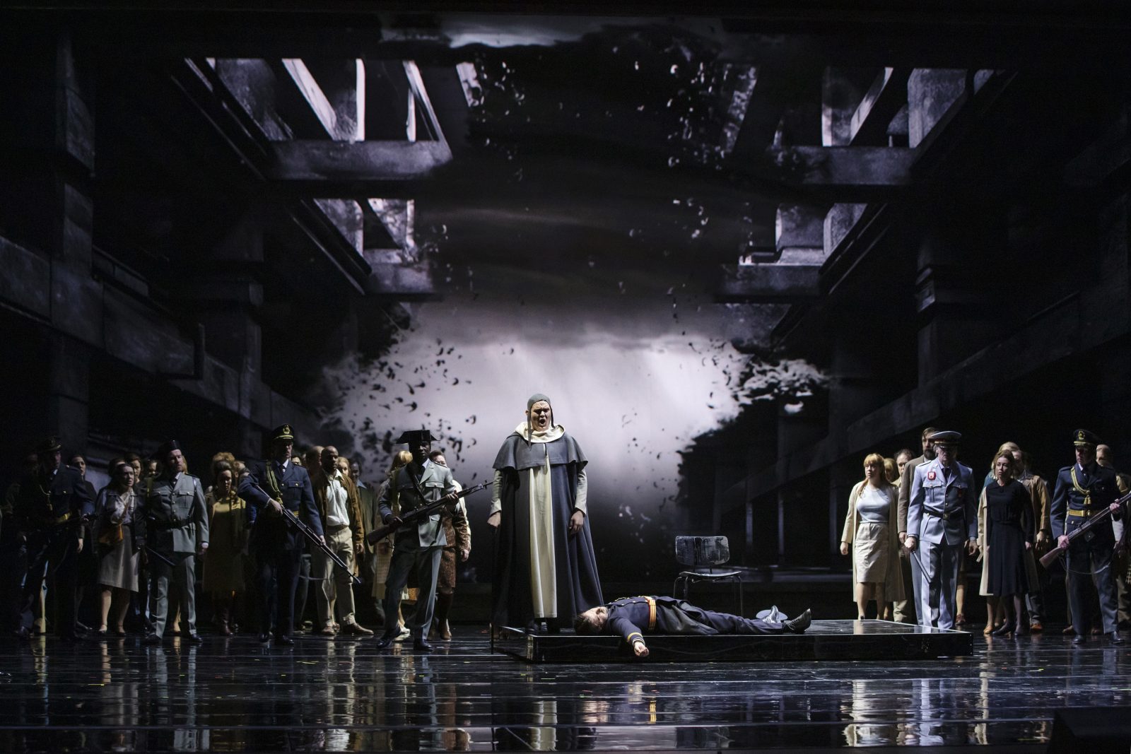 Don Carlos - The Finnish National Opera and Ballet