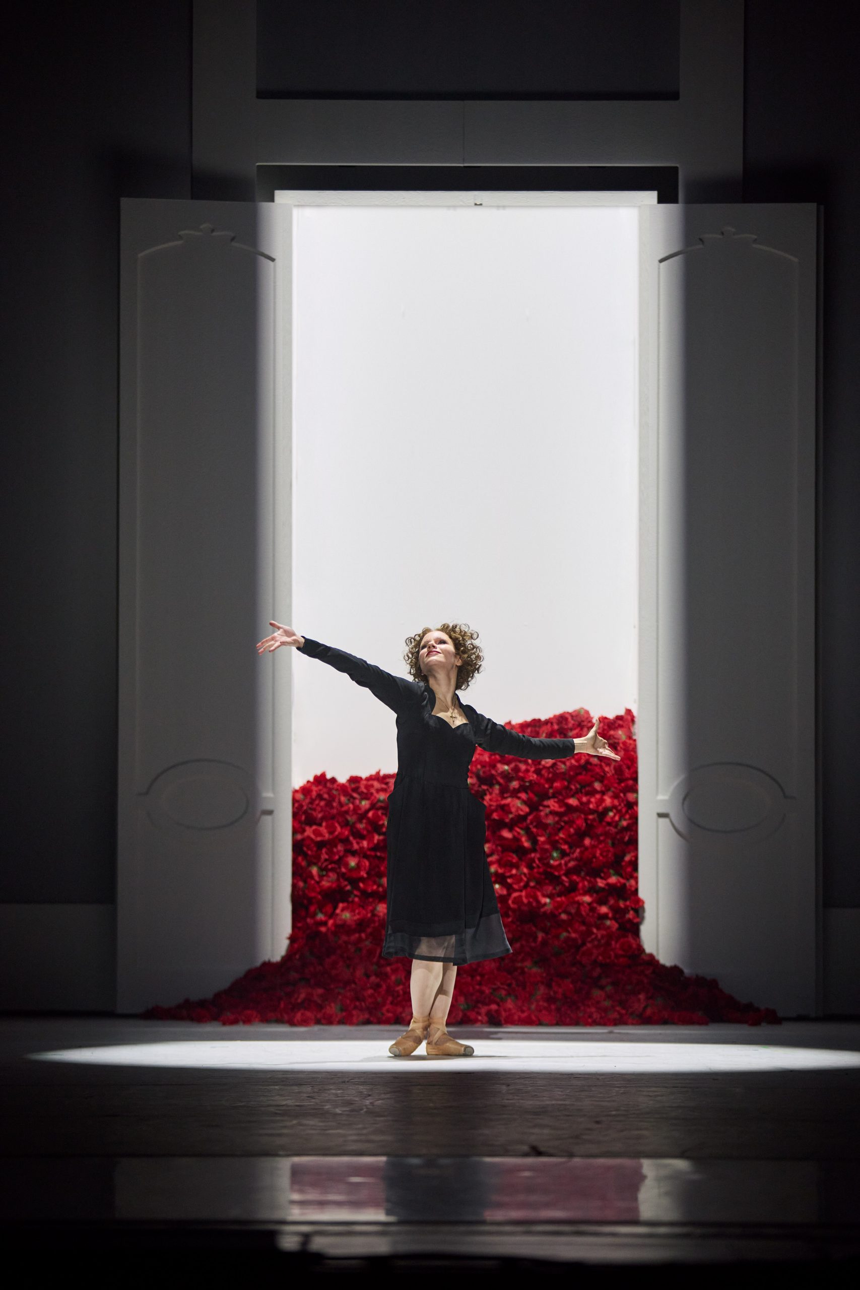 Édith Piaf – La vie en rose - The Finnish National Opera and Ballet